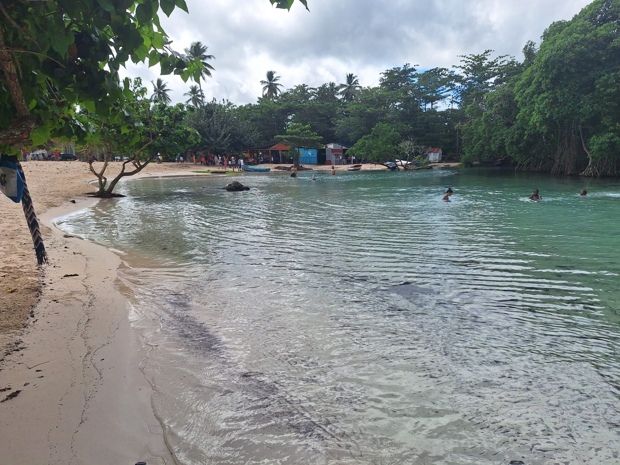 Playa Rincón y Caño Frío